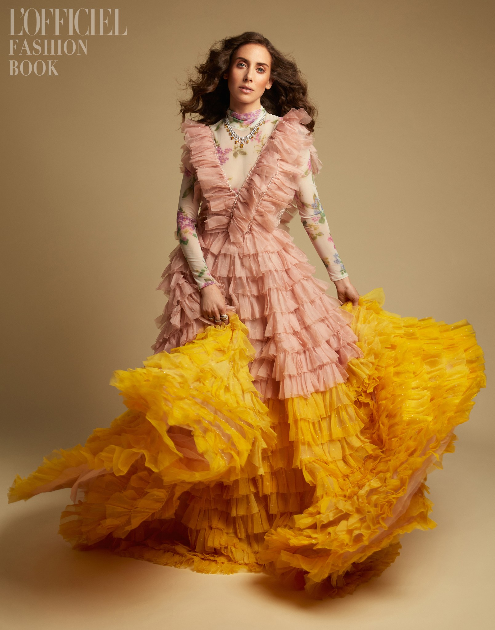 ALISON BRIE – FASHION BOOK – L'Officiel Australia #LOfficielFashionBook