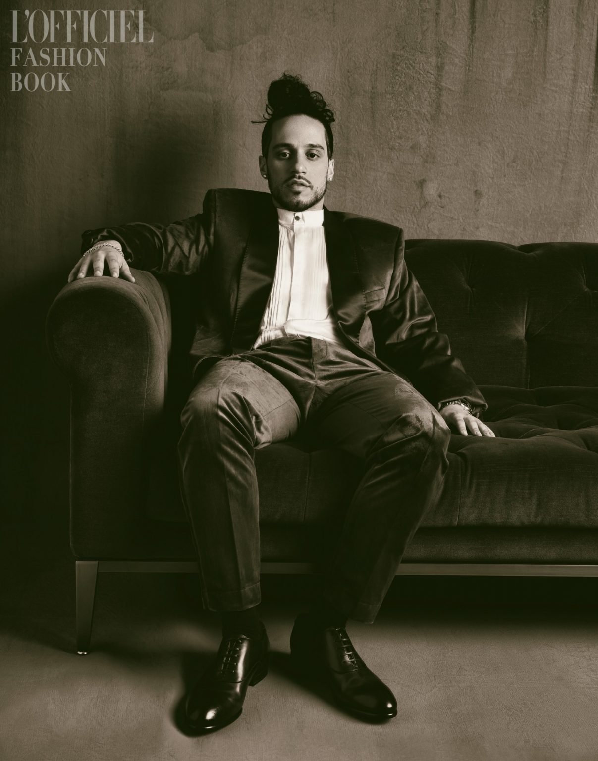 RUSS – FASHION BOOK – LOfficiel Fashion Book © Australia