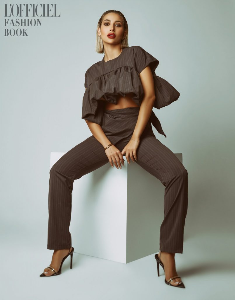 Roz – Fashion Book – LOfficielAU©