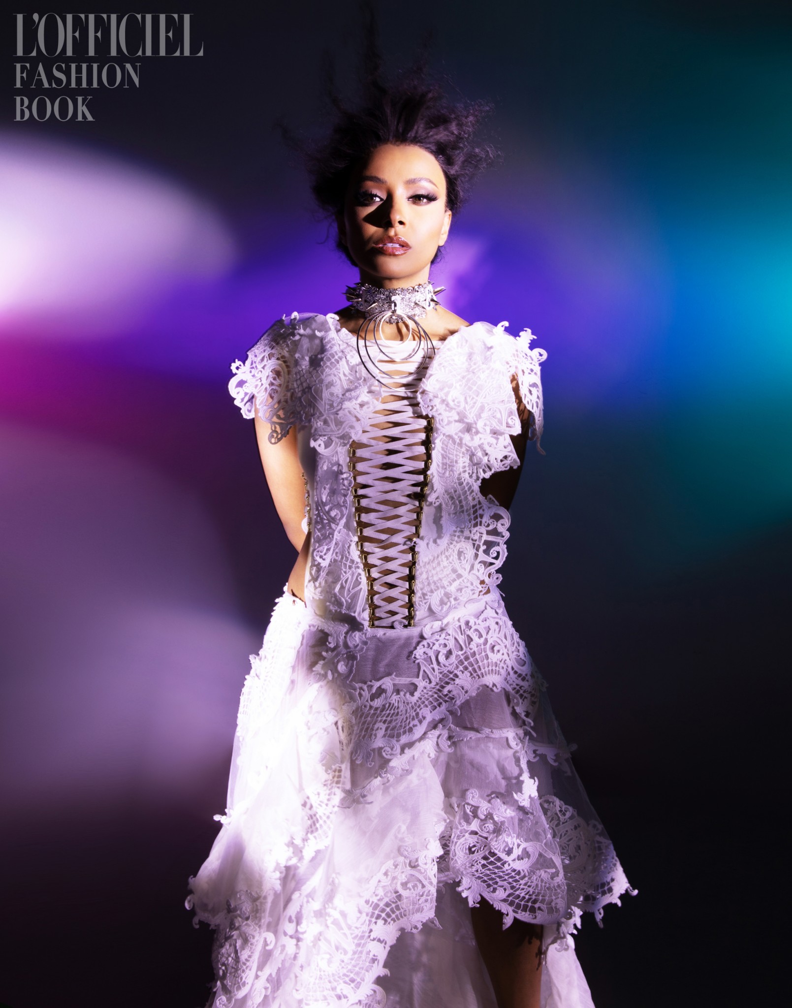 KAT GRAHAM – FASHION BOOK – LOfficiel Fashion Book © Australia