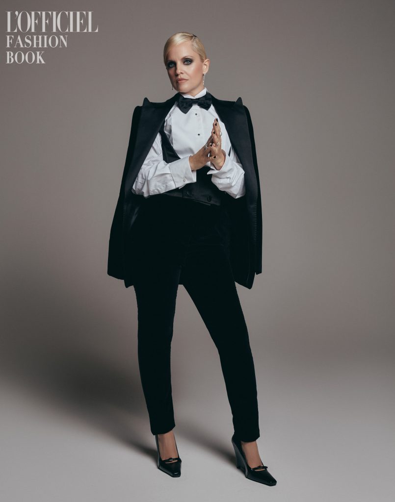Mena Suvari – Fashion Book – LOfficiel Fashion Book © Australia