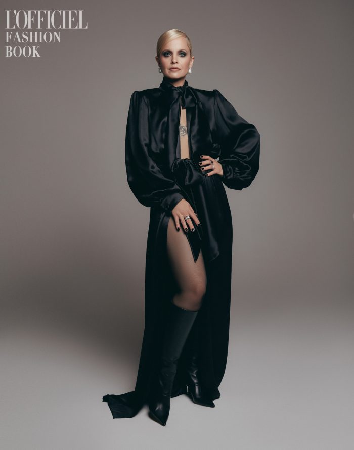 Mena Suvari – Fashion Book – LOfficiel Fashion Book © Australia